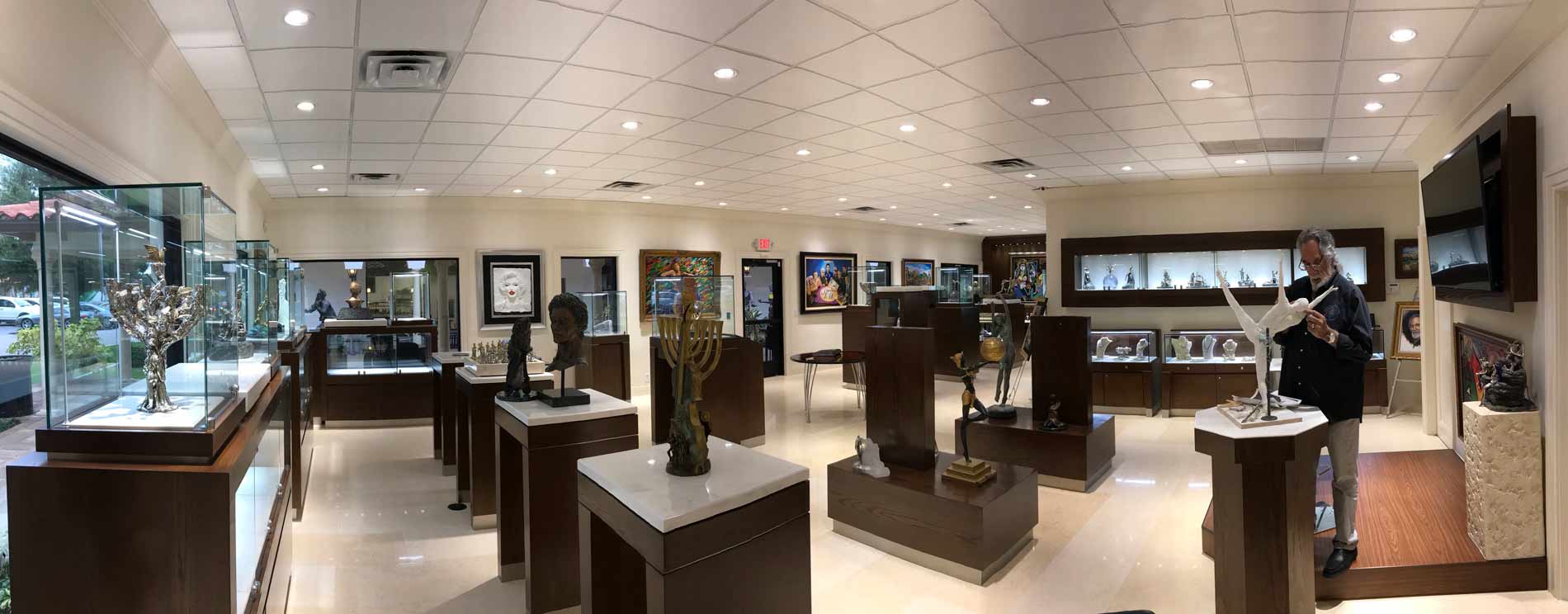 Yaacov Heller Gallery 22 Website Design & Art Curation | Massive ...